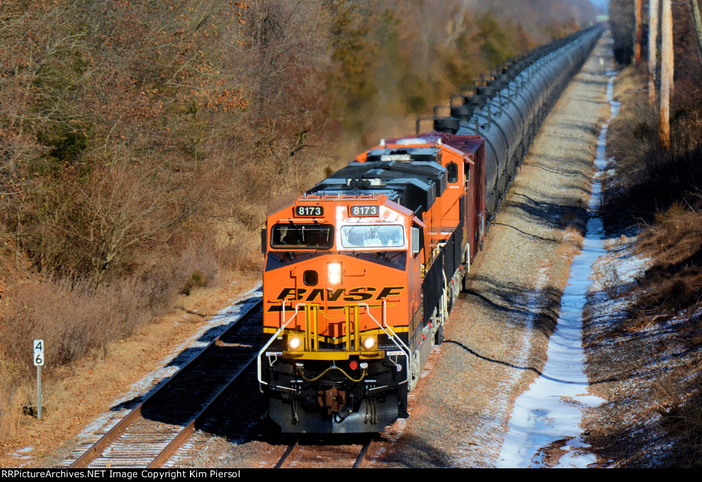 BNSF 8173 CSX Train K040 Crude Oil Loads
